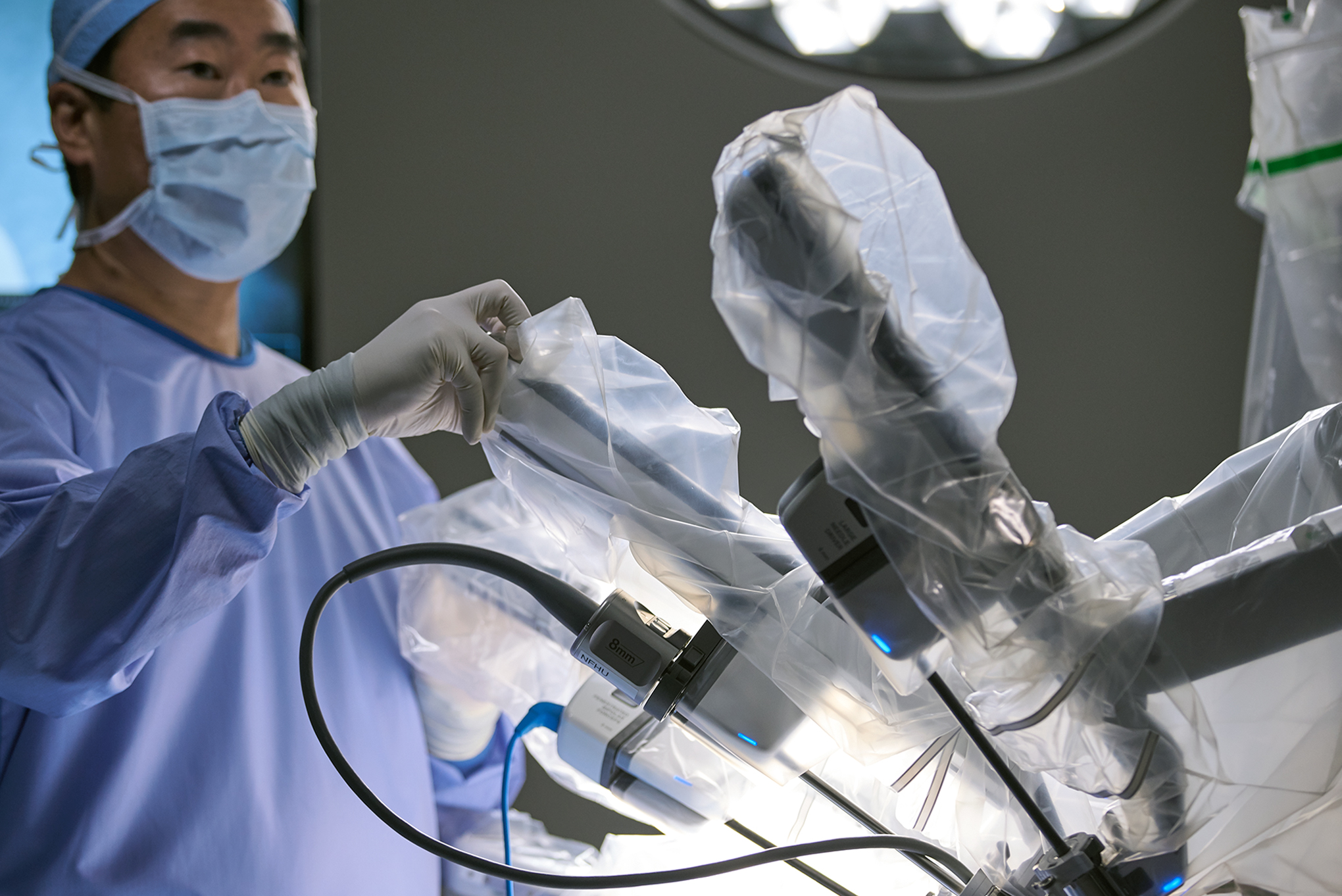 Intuitive | Surgeons | Robotic Assisted General Surgeons